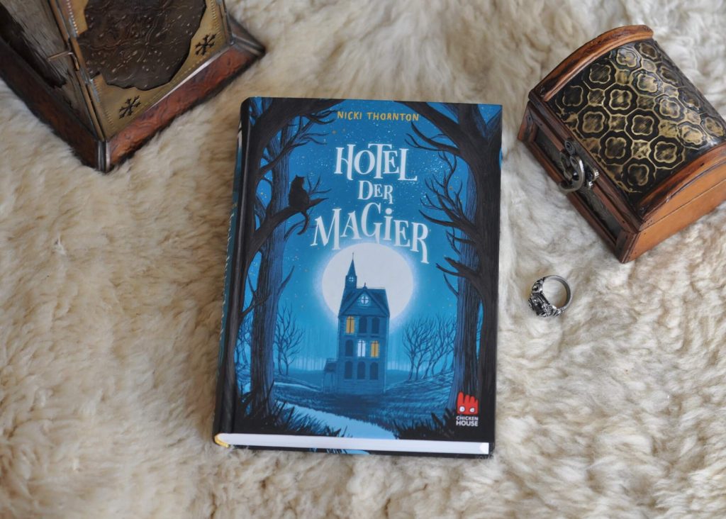 Ein Küchenjunge in magischer Ermittlung: Hotel der Magier